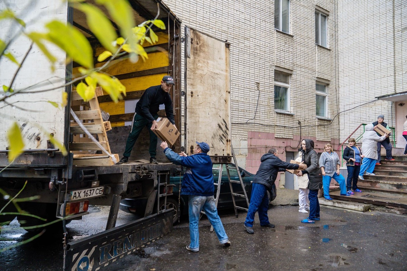 Sumy regional children hospital medicines delivery - helpua